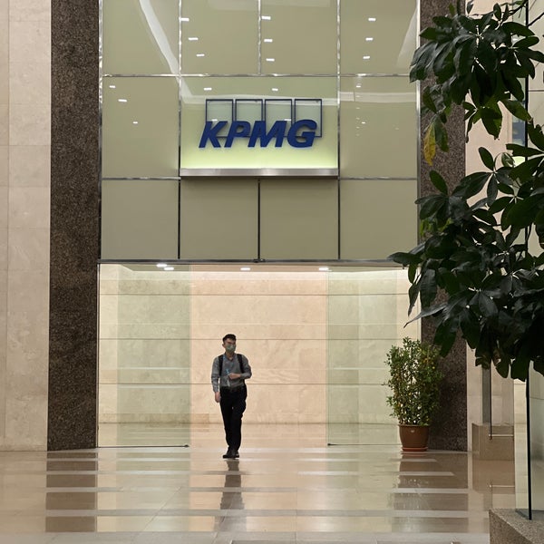 KPMG Tower - 17 tips from 3309 visitors