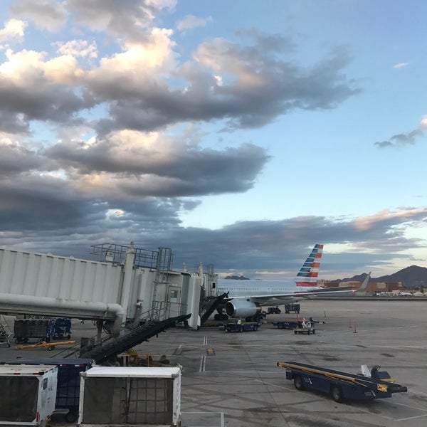 Gate A23 - Airport Gate in Sky Harbor