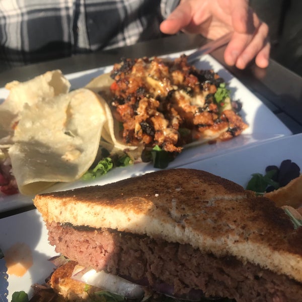 The Purple Elephant - Gluten-Free Restaurant in Northport