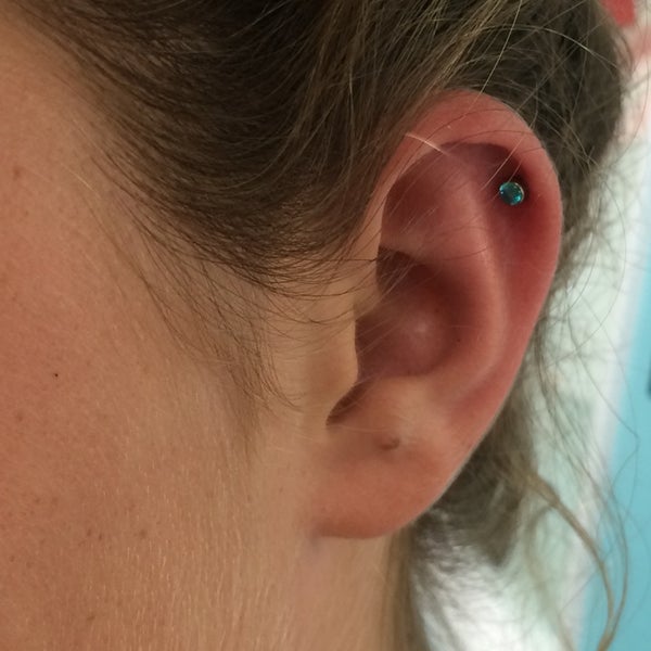 Tommy T's Body Piercing - 2 tips