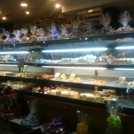 Sweet Land Patisserie - Café in Harris Park