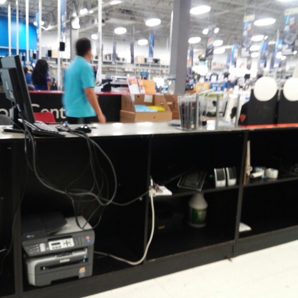 CompUSA/TigerDirect (Now Closed) - Plantation, FL