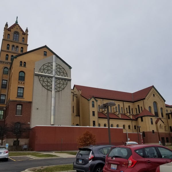 Techny Towers - Office in Northbrook