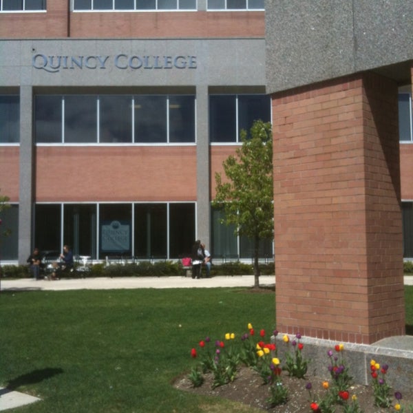 Quincy College Presidents Place - Quincy Center - 1 tip