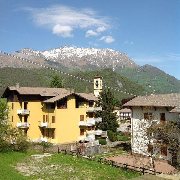 Maggio - Town in Cremeno