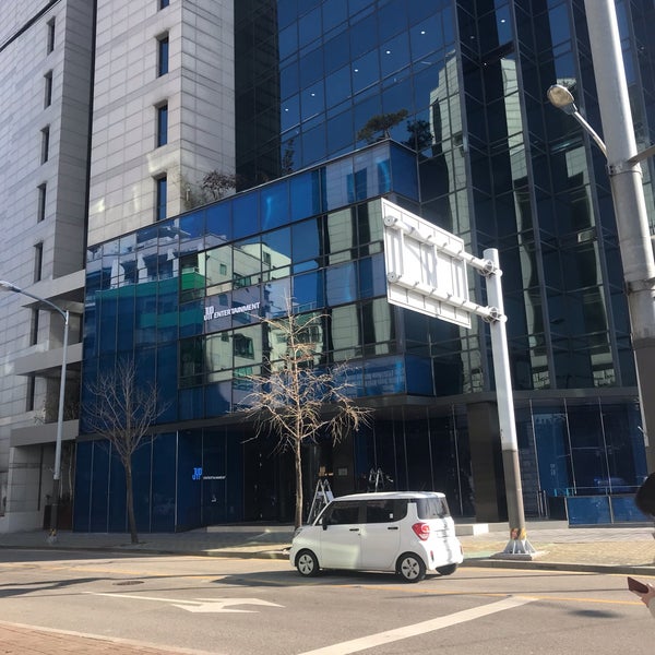 Jyp Entertainment Building 2022
