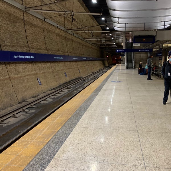 Photos at Terminal 1 - Lindbergh LRT Station - Light Rail Station in St ...