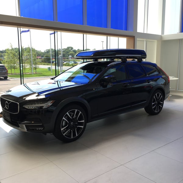 Borton Volvo - 905 Hampshire Ave S