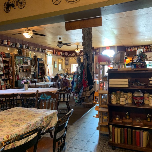 Jordies Trailside Cafe - Diner in Bowlus