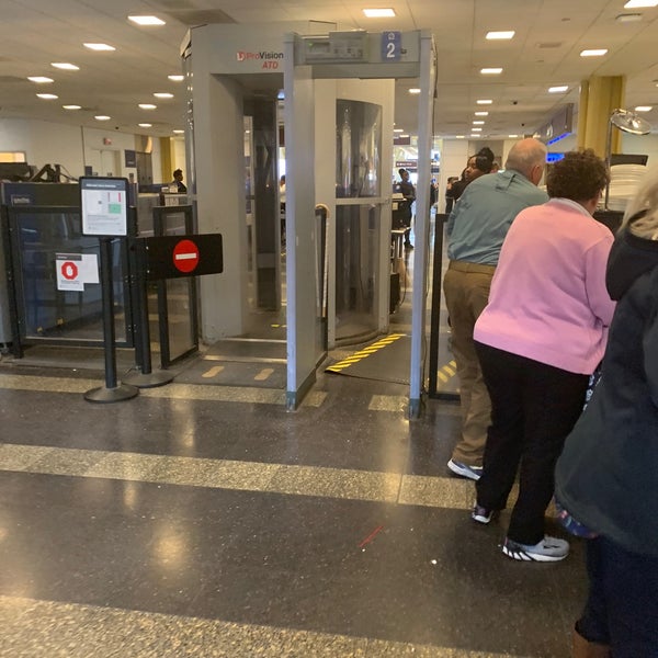 TSA PreCheck (B Gates) - Terminal 2