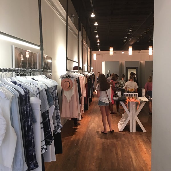Dash NYC - Boutique in SoHo