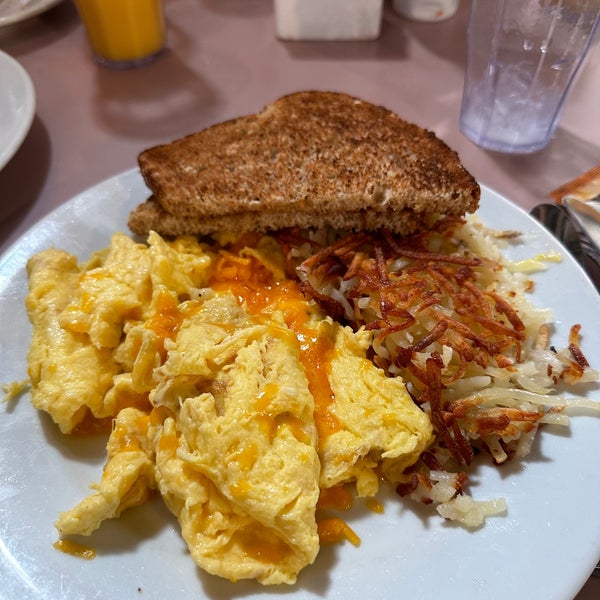 Rosie's Cafe - Breakfast Spot