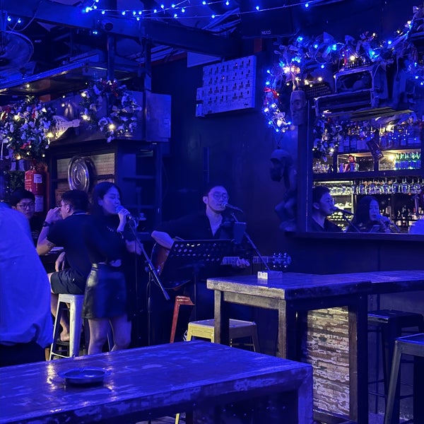 Backstage - Pub in Kuching