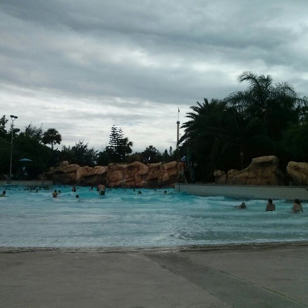 Wave Pool - Water Park
