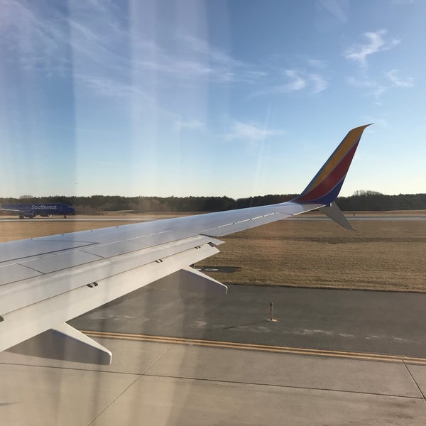 Photos at Gate C9 - Airport Gate