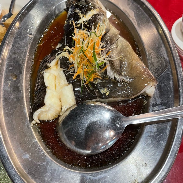 Huang Shang Huang (皇上皇酒家) - Kuching, Sarawak