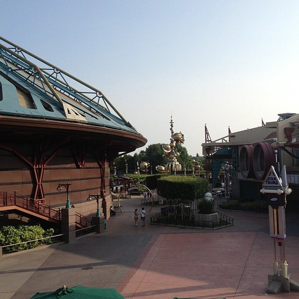 Photos at Disneyland Railroad – Discoveryland Station - Discoveryland
