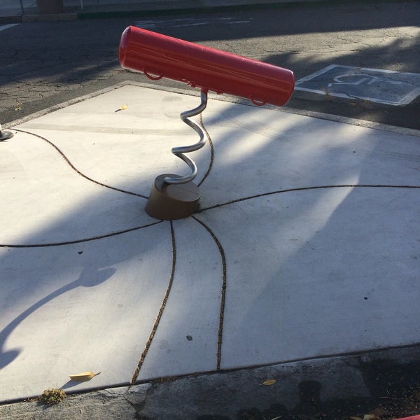 Dewz Restaurant - Modesto, CA