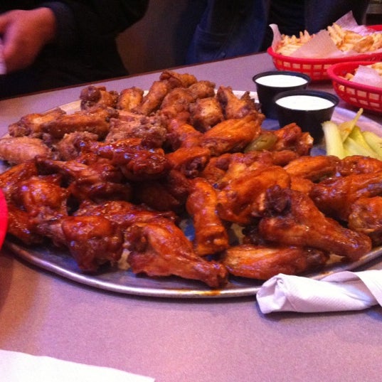 Pluckers Wing Bar - North Shoal Creek - Austin, TX
