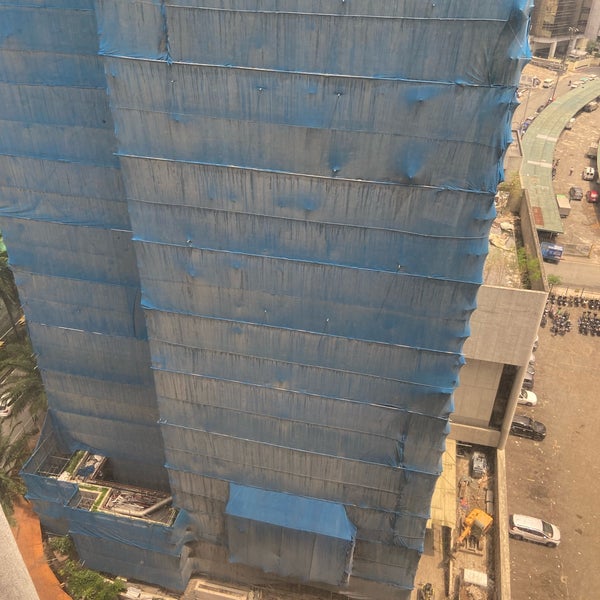 BDO Head Office South Tower - Structure in Makati