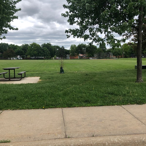 Pershing Park - Fulton - 5 tips from 233 visitors