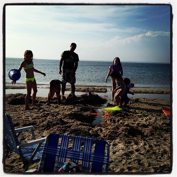 Foster Memorial Beach (Long Beach) - Beach in Sag Harbor