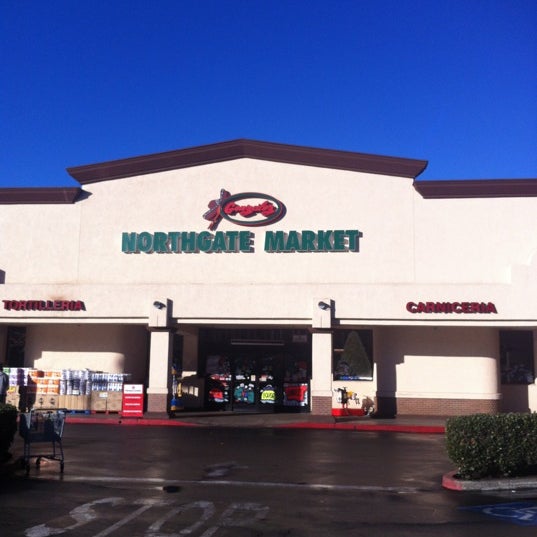 Northgate Gonzalez Markets - Vista, CA