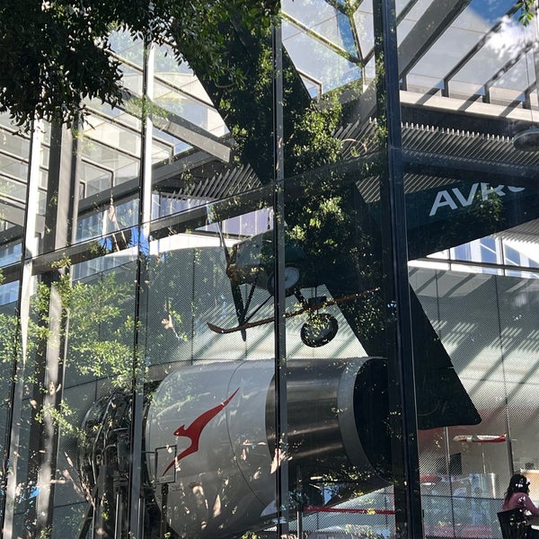 Qantas - Office in Mascot