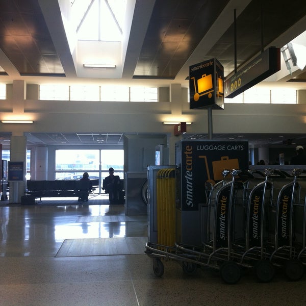 Gate B11 - Concourse B