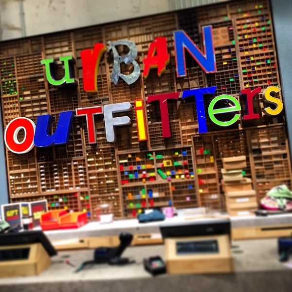 Urban Outfitters - Clothing Store in Stadsdeel Centrum