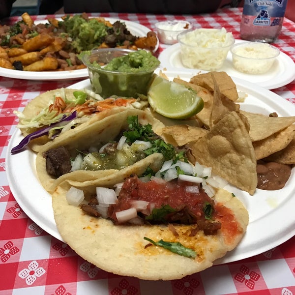 Pinches Tacos - Downtown Las Vegas - 707 Fremont St Ste 5