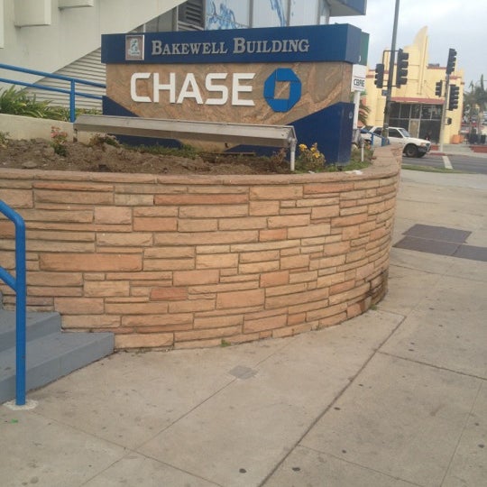 Chase Bank - South LA - 4401 Crenshaw Blvd