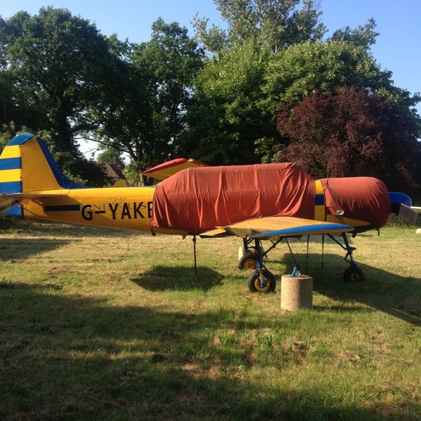 White Waltham Airfield (EGLM)