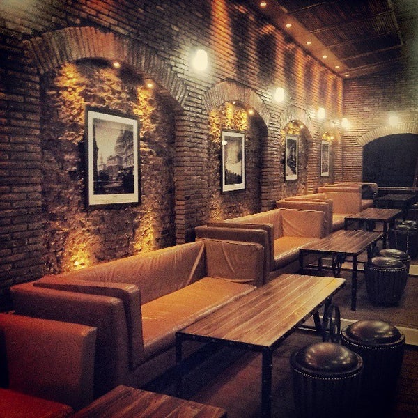 Warehouse Cafe - 44 tips