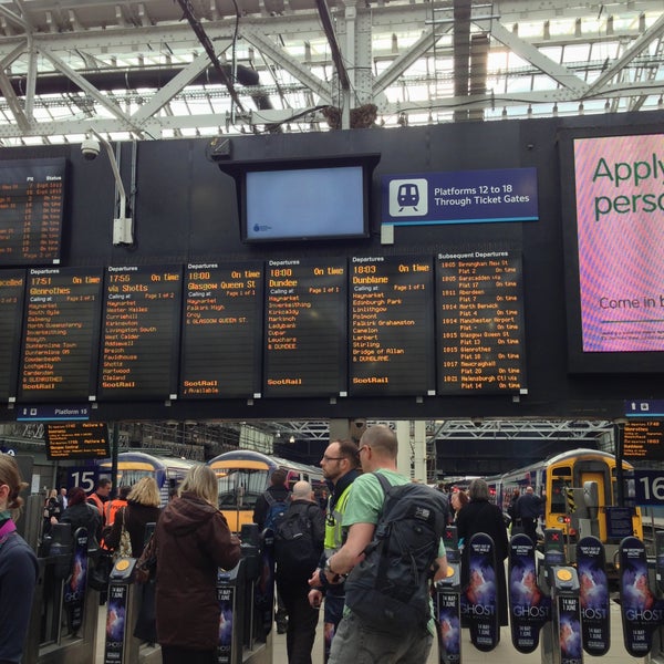 Photos at Edinburgh Park Railway Station (EDP) - Sighthill - 11 tips ...