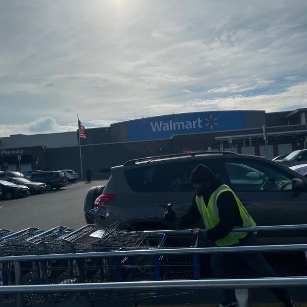 Walmart Supercenter - Big Box Store in Milwaukee