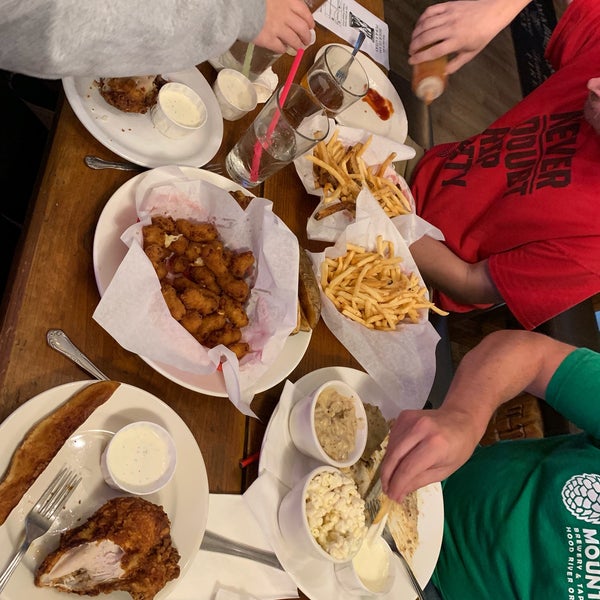 Chicken Little Restaurant - Fried Chicken Joint in Portland