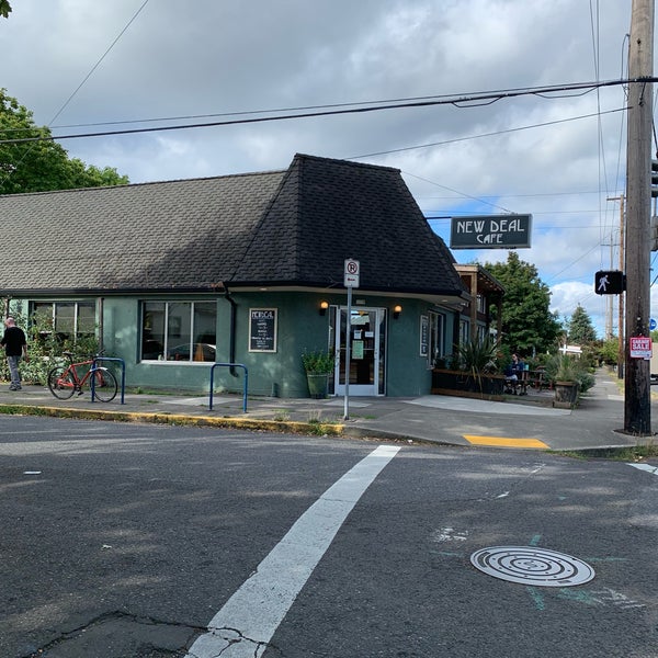The New Deal Cafe - 5250 NE Halsey St
