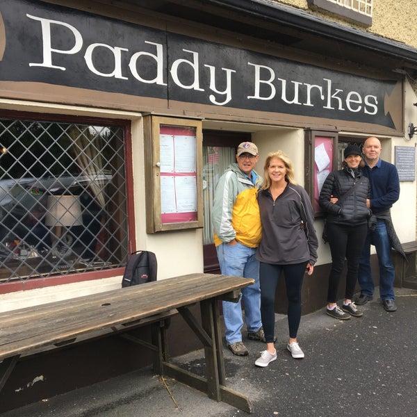 Paddy Burkes - Main St