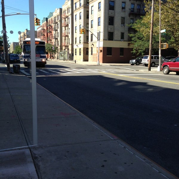 MTA MaBSTOA Bus at East 167th St & Morris Ave: (Bx32, Bx35) - Concourse ...