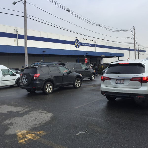 Restaurant Depot - Kitchen Supply Store in Everett