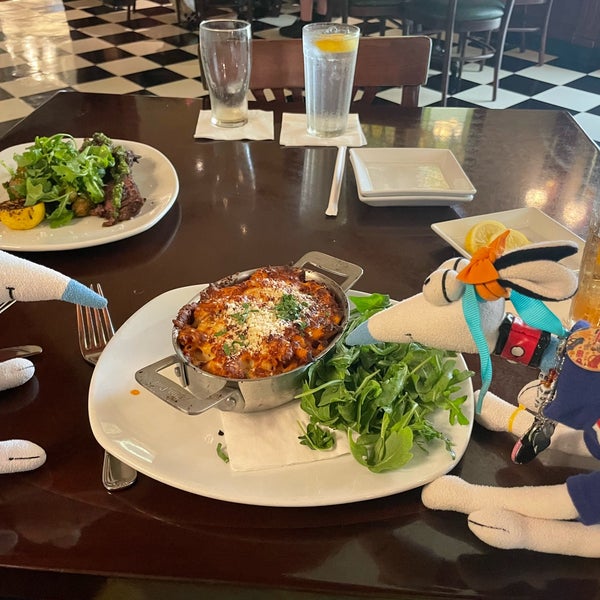 Tony's Town Square Restaurant - Main Street, U.S.A.