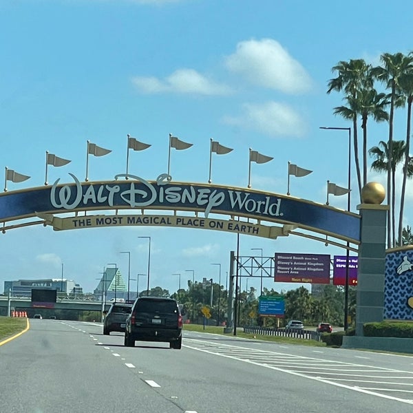 Walt Disney World Main Entrance - 38 tips from 7613 visitors