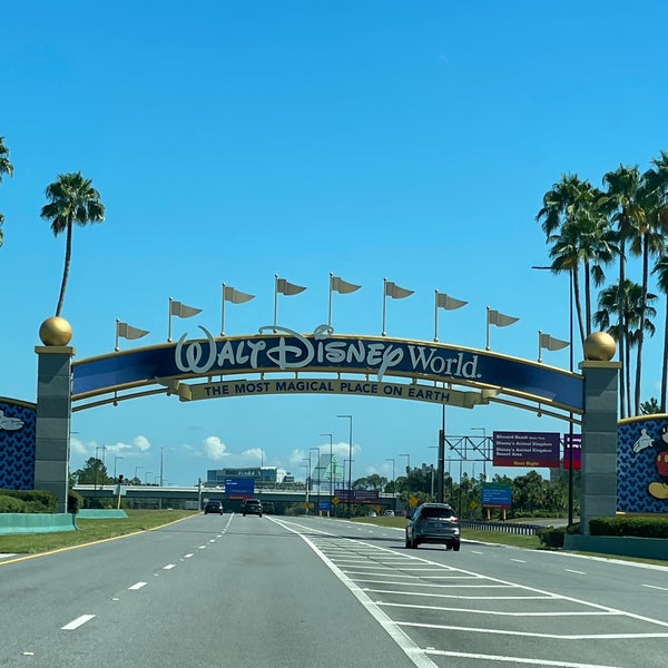 Walt Disney World Main Entrance - 36 tips from 7650 visitors