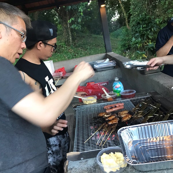 Aloha Changi bungalow 1 - Changi - 0 tips