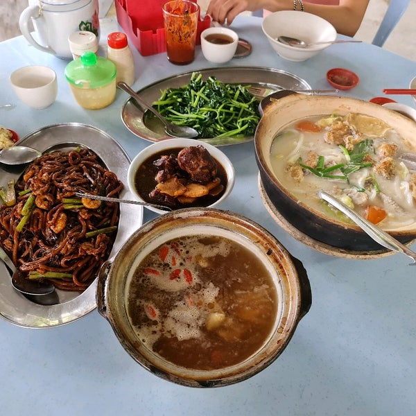 Fish Head Mee Hoon Kuan Tee Temple - Bukit Tunku - 43 Jalan Suppiahpillay