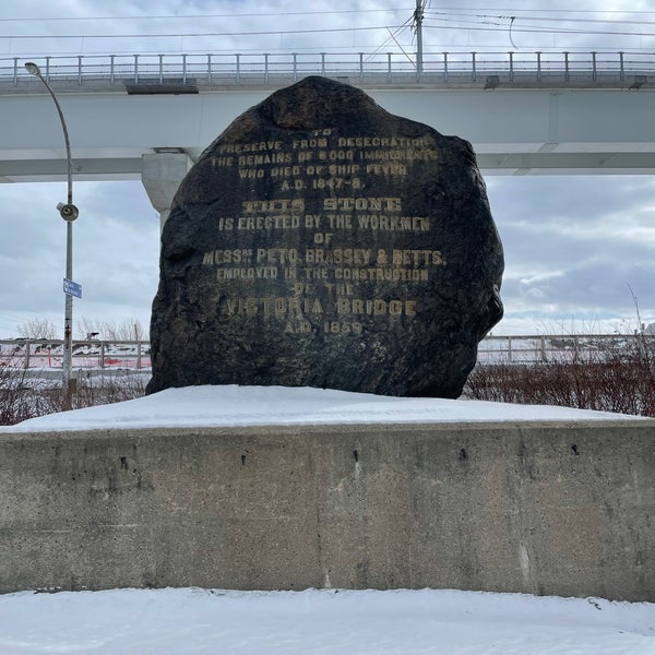 Montreal Irish Monument - Monument / Landmark in Le Sud-Ouest