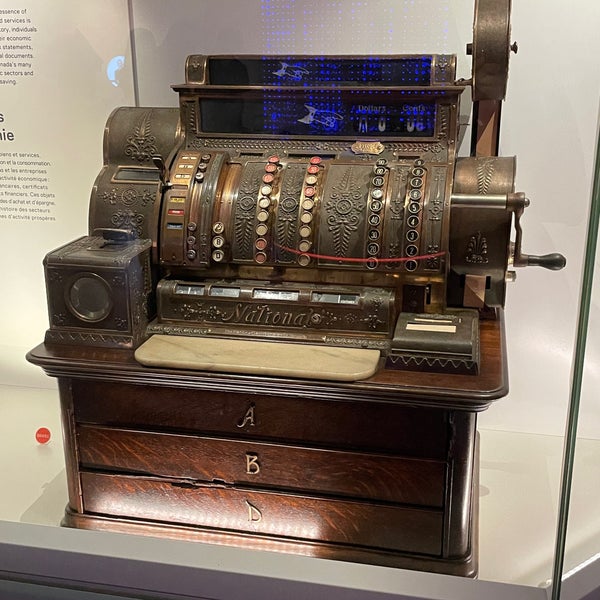 Currency Museum (Musee de la monnaie) - Museum in Ottawa