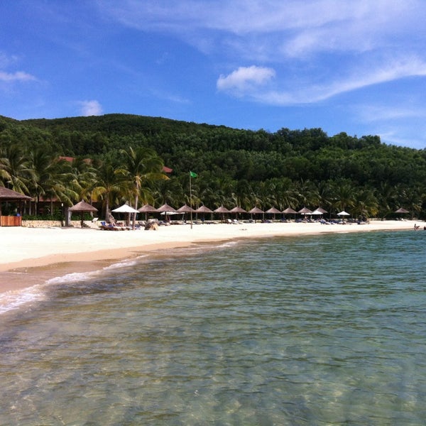 Vinpearl Luxury Nha Trang - Resort in Hon Tre Island
