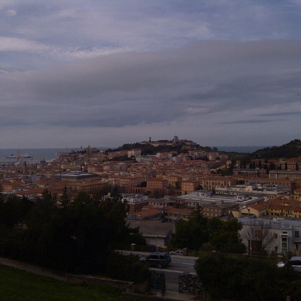 Belvedere del Pincio - Scenic Lookout in Ancona